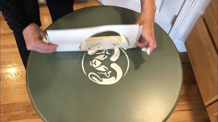 How-To-Stencil-with-A-Printable-6